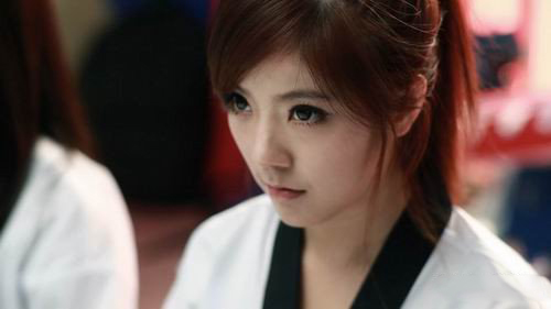 青春期赵奕欢走红 她和王一的关系大曝光